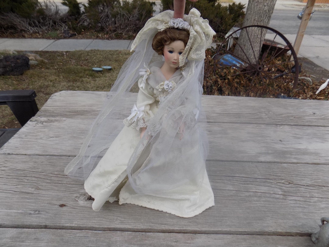 BRIDE DOLL Porcelain, Vintage Doll, Memories, Gift, Prop ...