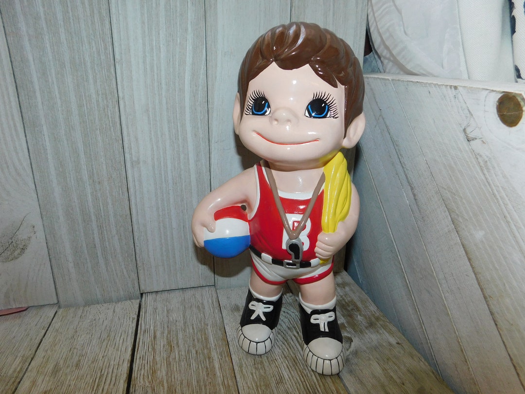 Vintage Ceramic Basketball Player Figurine Player, Boys Room Décor ...