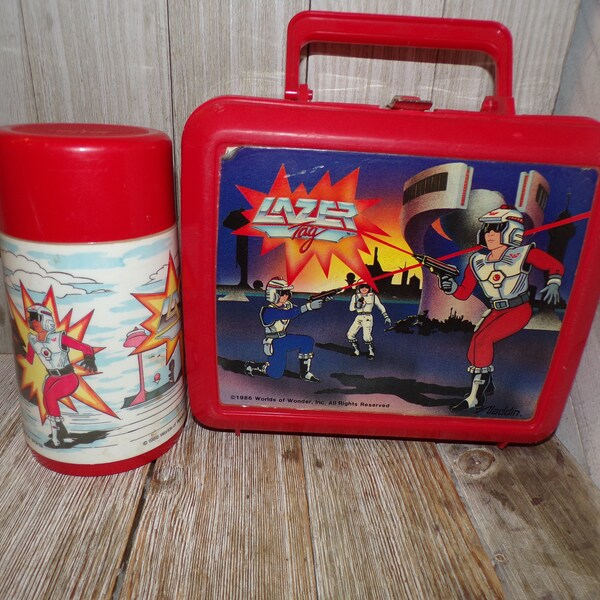 Vintage Lunch Box - Etsy