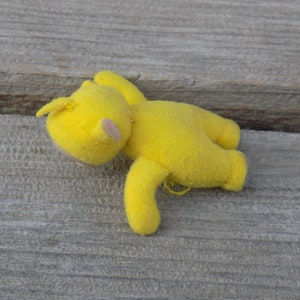 Teletubbies La La Miniature, Plush Teletubbies, Vintage Toys, Small Toy ...