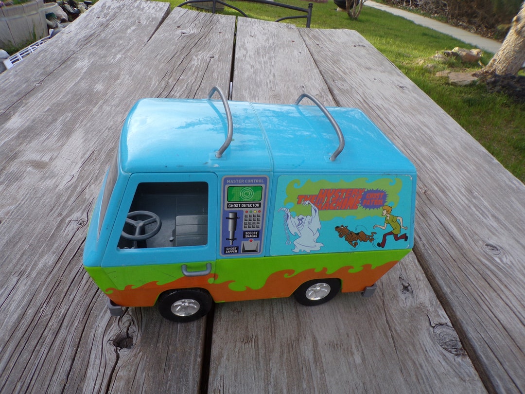 Scooby-doo Van Iconic Mystery Machine Van Good Condition Hanna Barbera ...