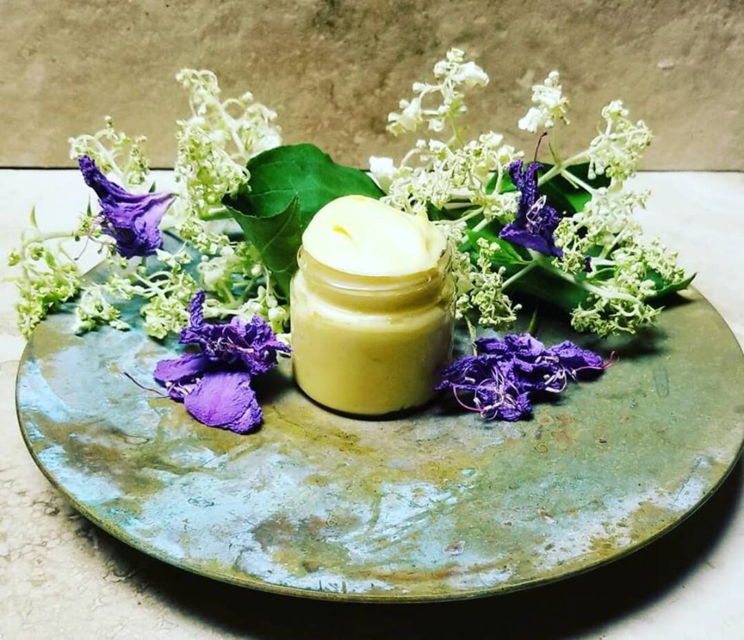 Kojic Acid Face Cream: Papain Enzyme, Aloe & Licorice Root - 1oz Jar - Etsy