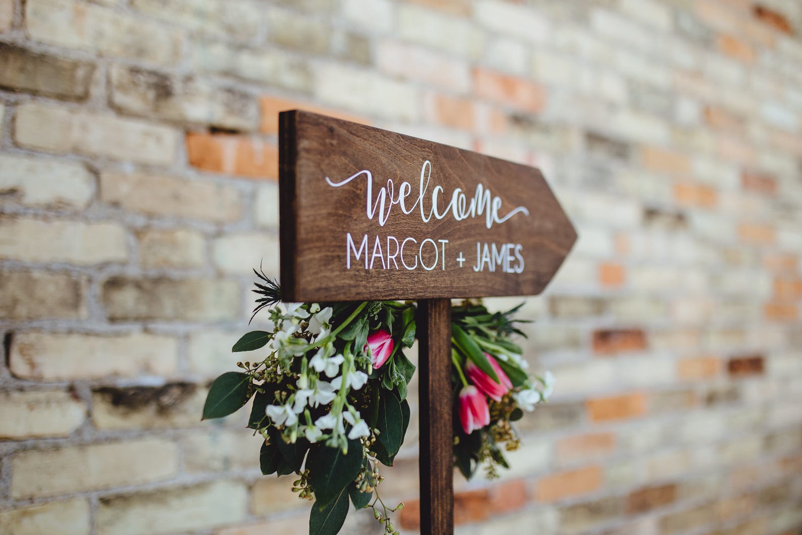 Personalized Welcome Wedding Rustic Wood Wedding Arrow With Stake ...