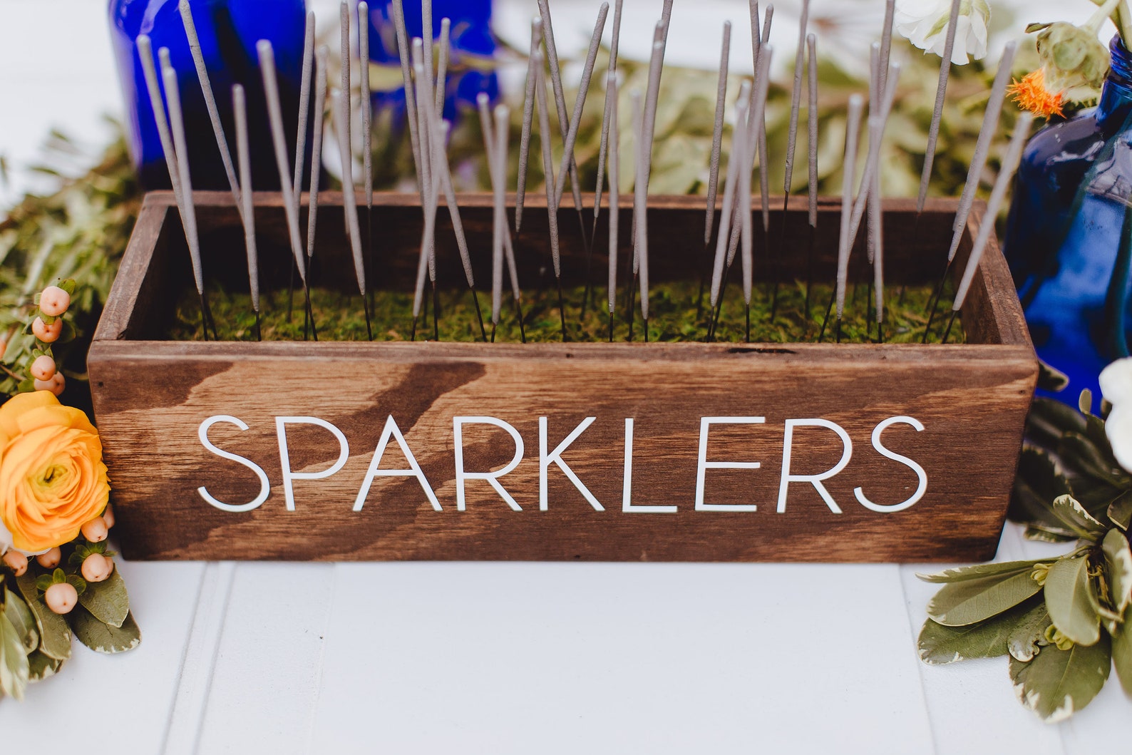 Wedding Sparklers Box Barn Wood Sparklers Moss Box Woodland - Etsy Sweden