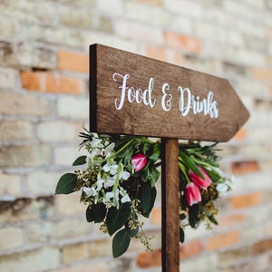 Food and Drinks Directional Arrow Sign With Stake, Wedding Arrow for ...