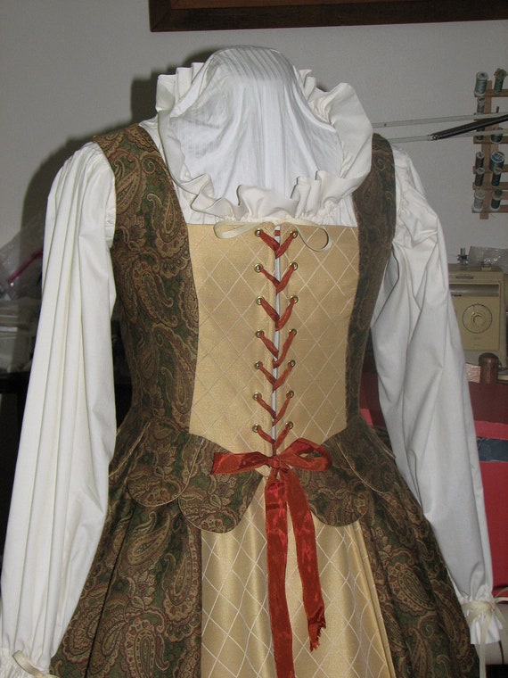 Renaissance Merchant Clothing