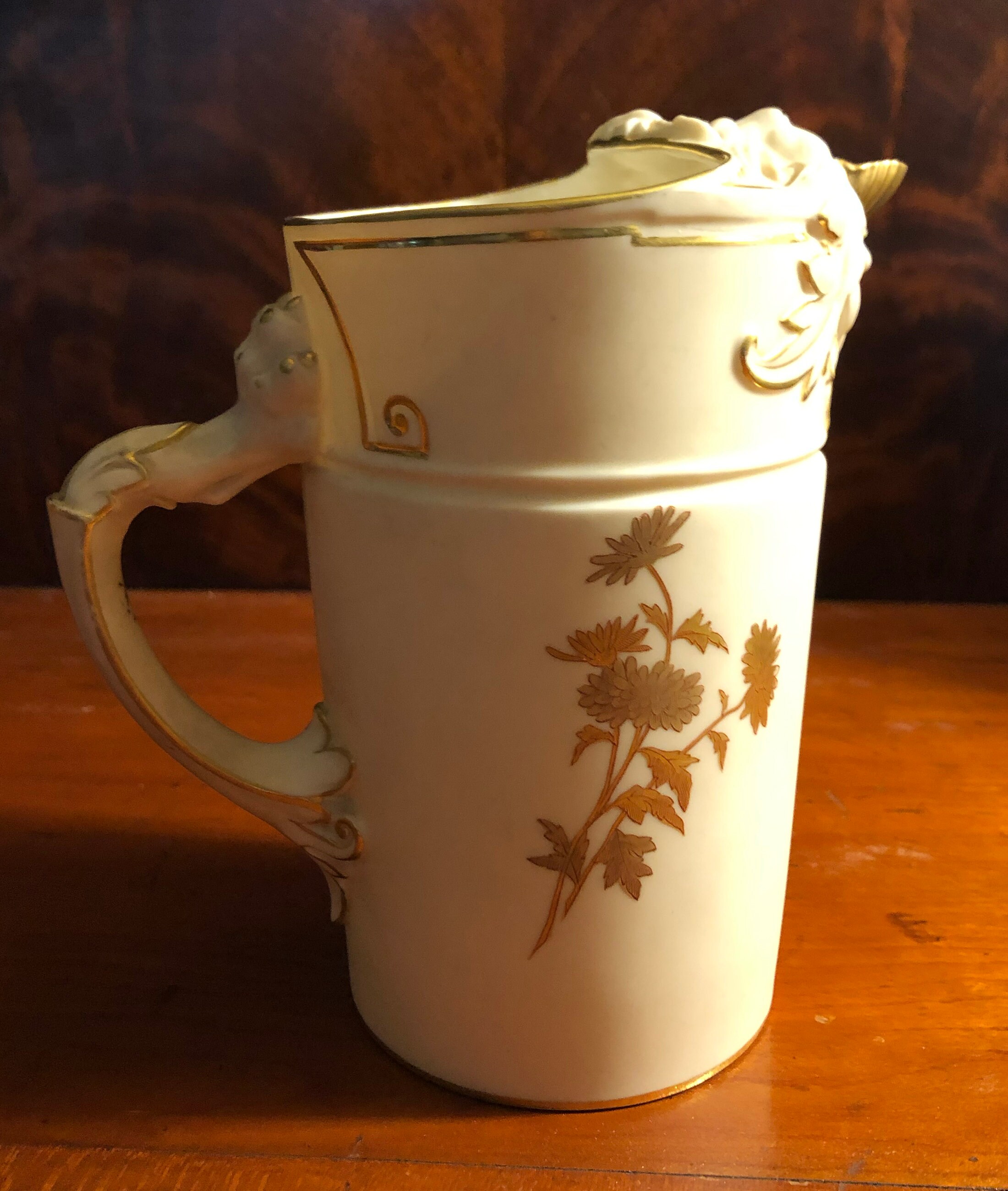 Royal Worcester, England 1888 Porcelain Lion Pitcher With Glass Display ...