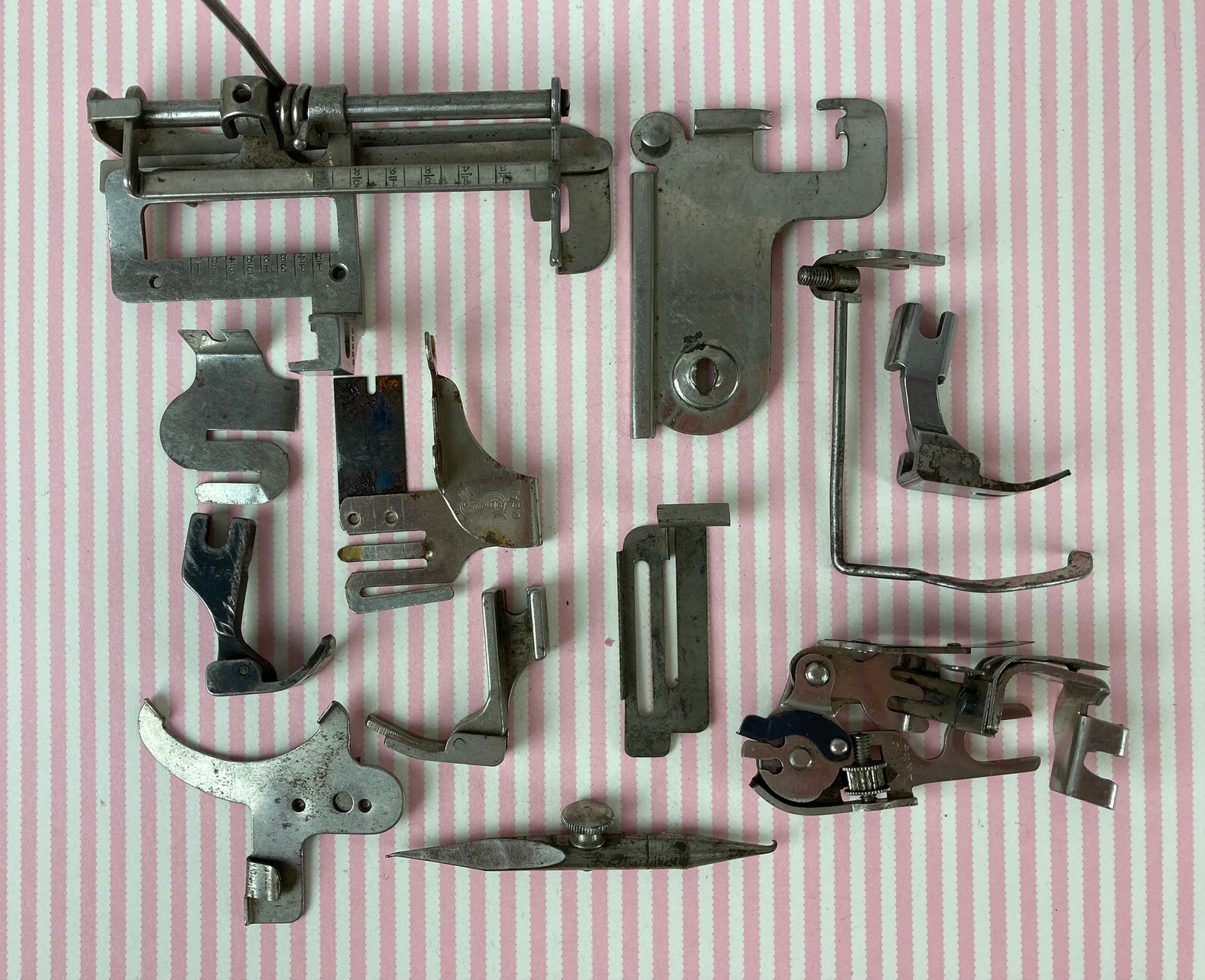 Antique Singer Puzzle Box Sewing Machine Attachments Oak - Etsy