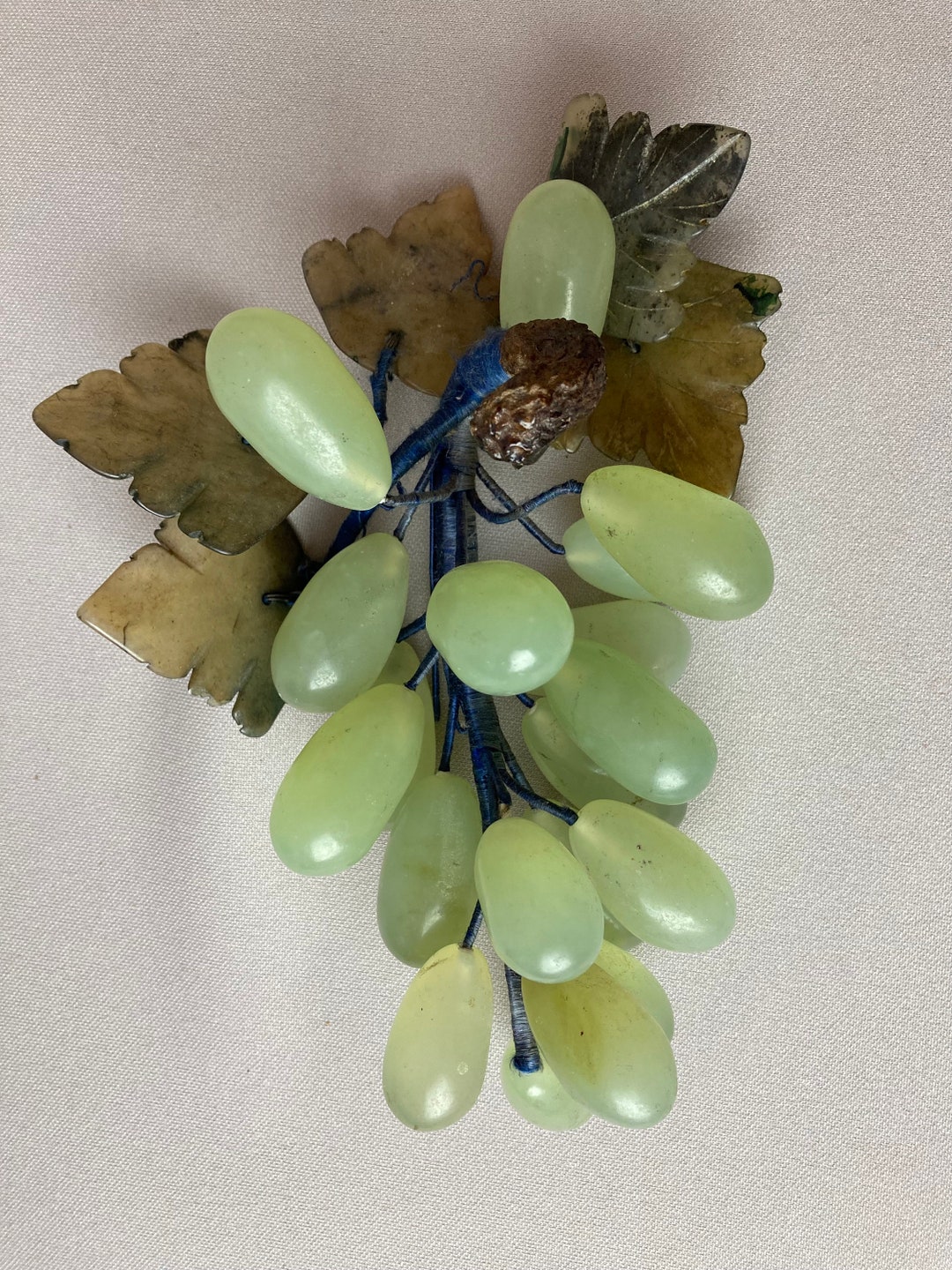 Vintage Chinoiserie, Grape Cluster, Jade Grapes With Leaves, Object De ...