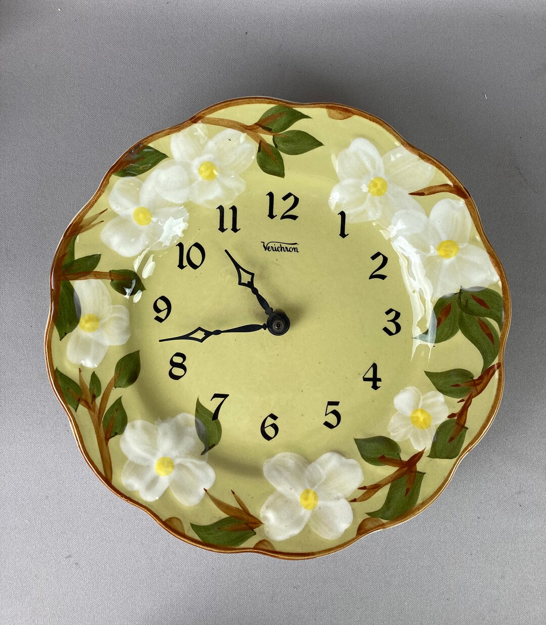 Vintage Wall Clock, Verichron Clock, Ceramic Plate With Apple Blossoms ...