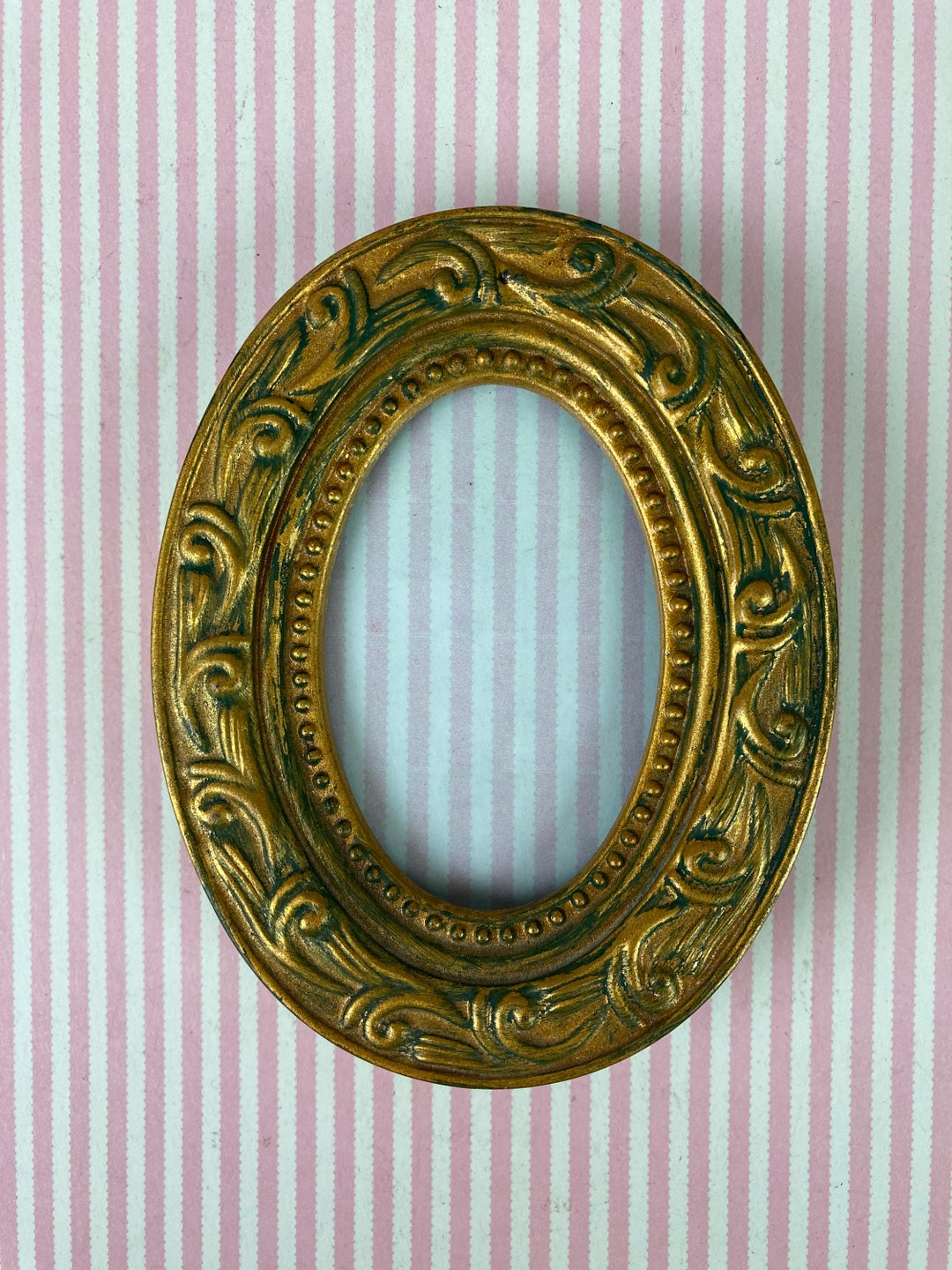 Vintage Oval Picture Frame, Table Top Frame, Antiqued Gold Frame With ...