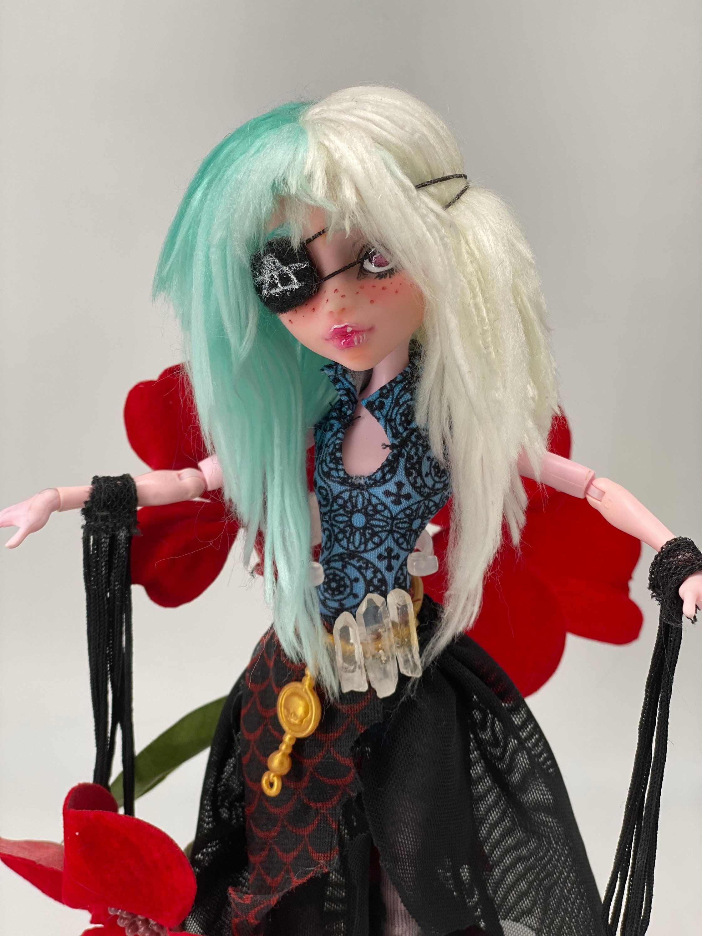 OOAK MH Draculaura repaint | Etsy