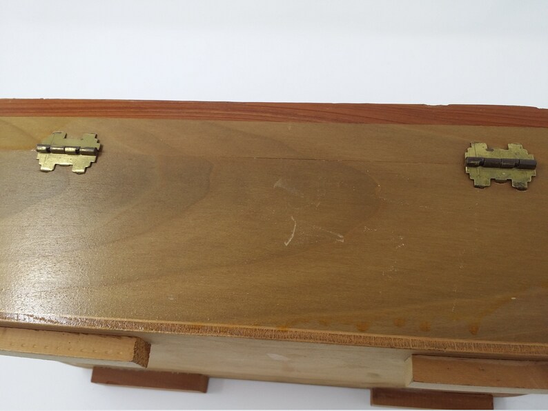 Vintage Cedar Trinket Jewelry Box Wooden Keepsake Box Winter - Etsy Vintage Cedar Trinket Jewelry Box Wooden Keepsake Box Winter - Etsy