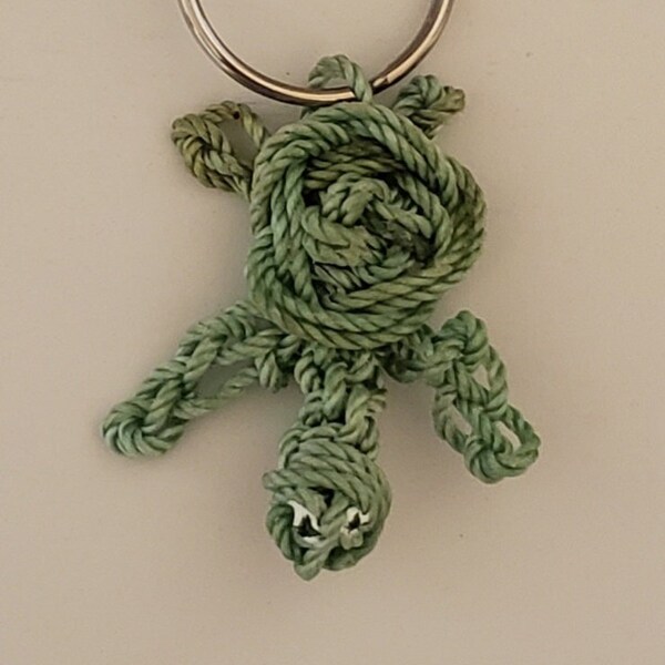 Macrame Turtle Keychain - Etsy