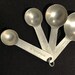 Vintage Aluminum Measuring Spoons Set - 1950s - From ...