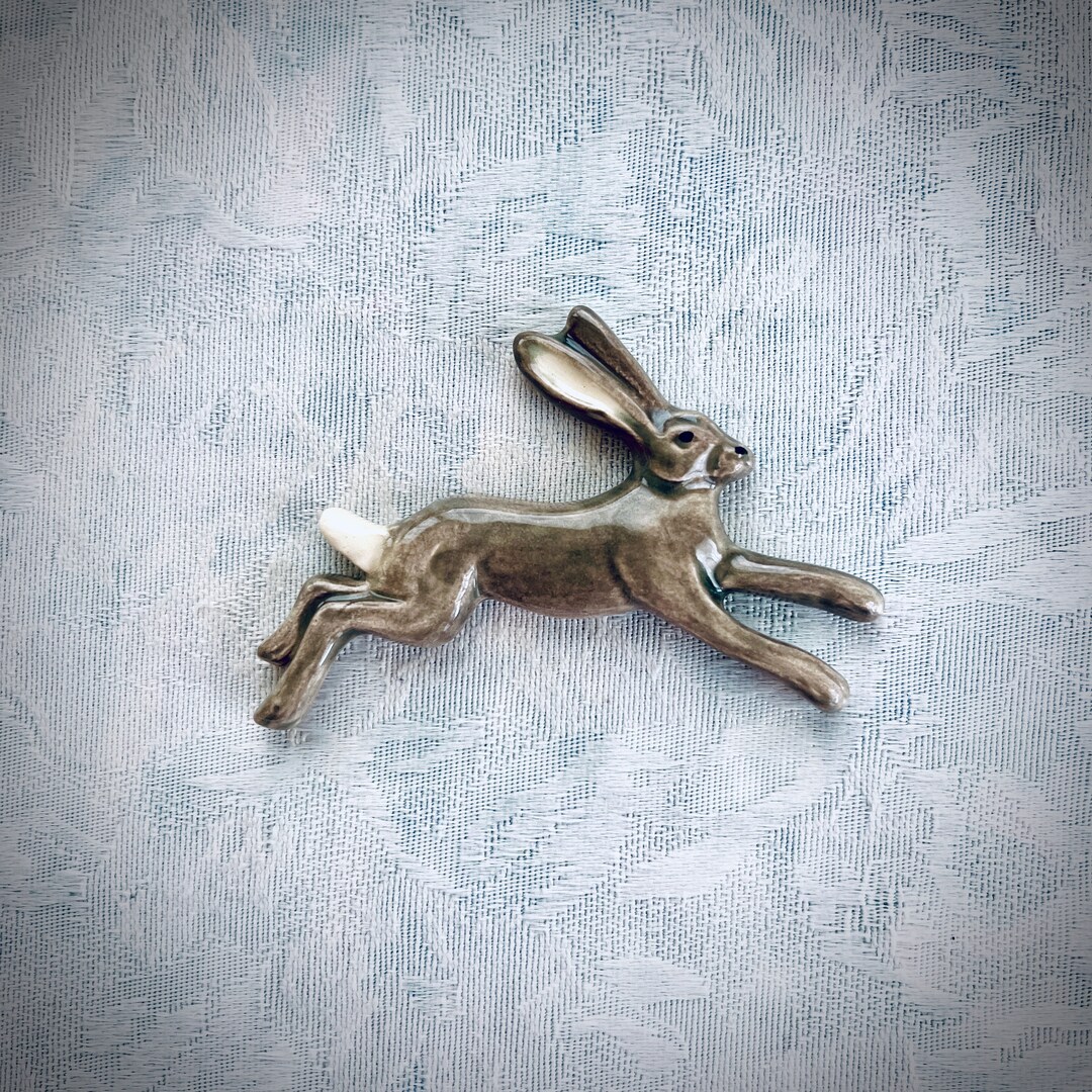 Beige Ceramic Hare for Nature Mosaic Garden Art, Running Rabbit ...