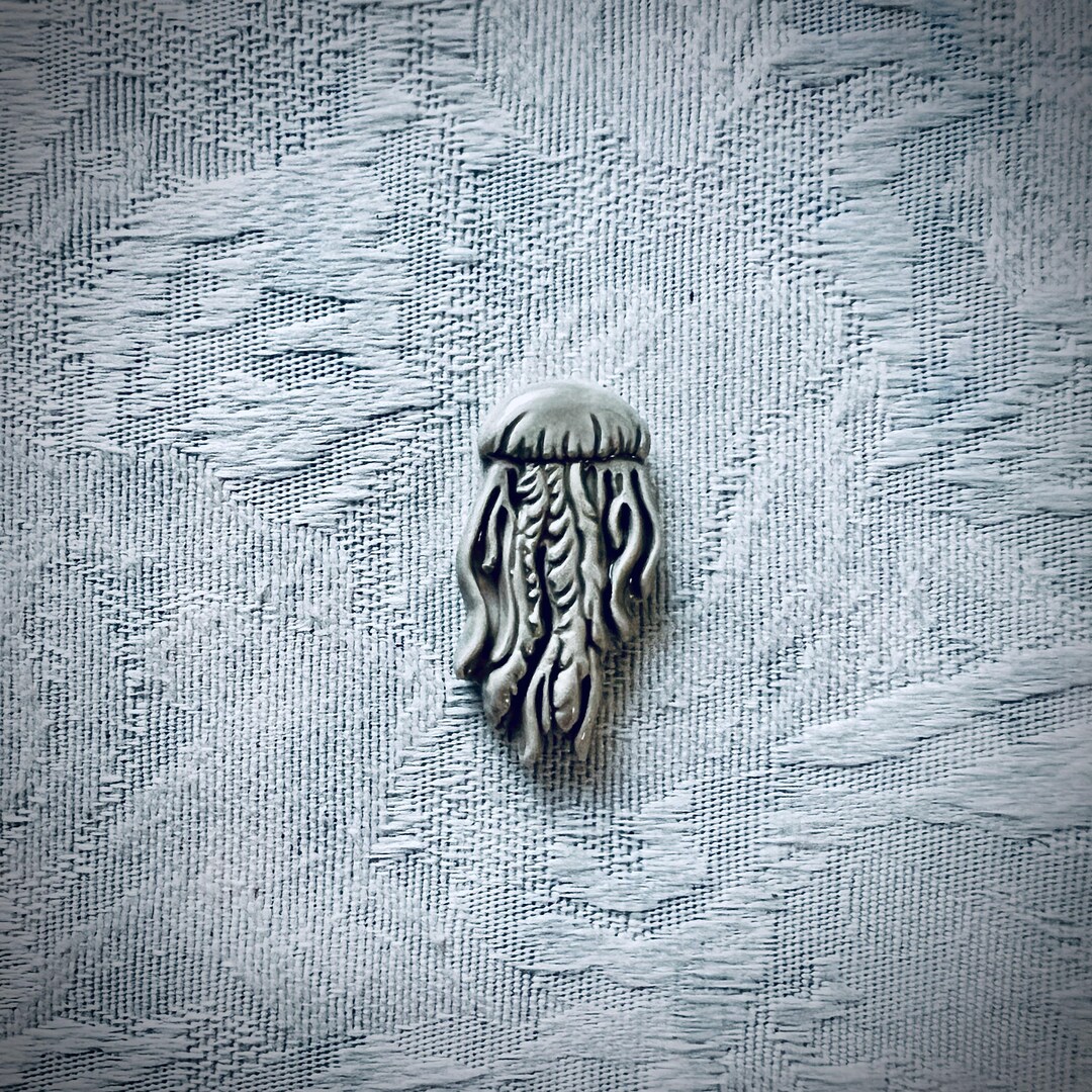 Gray Ceramic Jellyfish for Mosaic Seascape Art, Hand Painted Tile ...