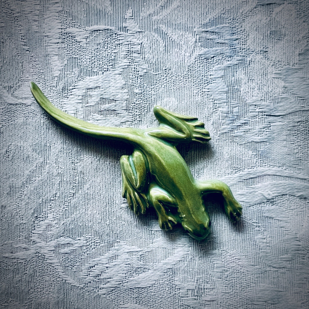 Lime Green Ceramic Lizard for Mosaic Garden Art, Stepping Stone, Hand ...