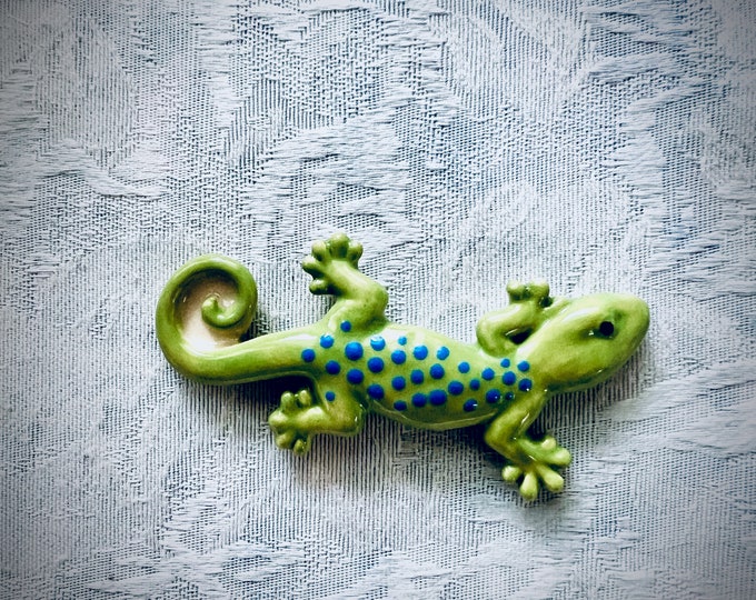 Green Ceramic Gecko for Mosaic Garden Art, Stepping Stone or Plant ...