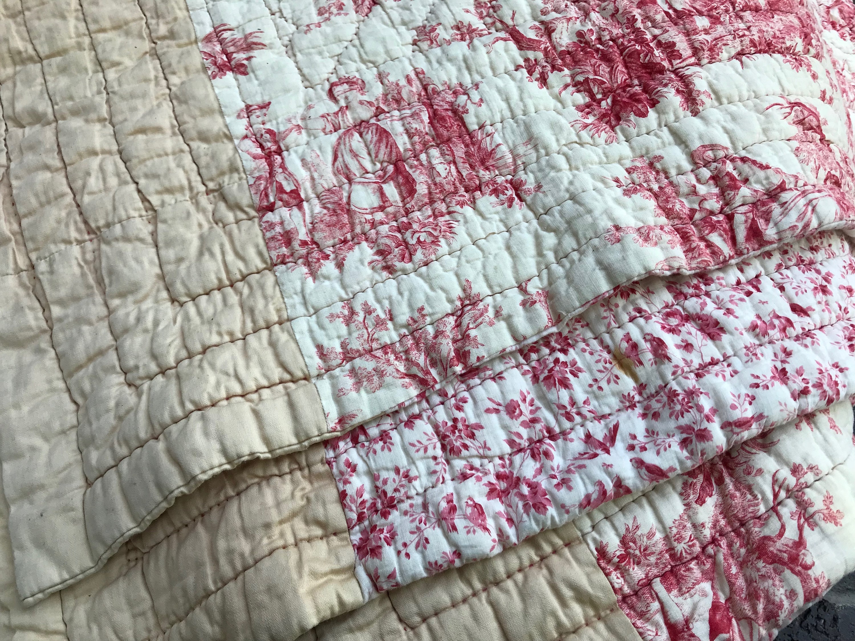 Antique Toile Quilt - Etsy