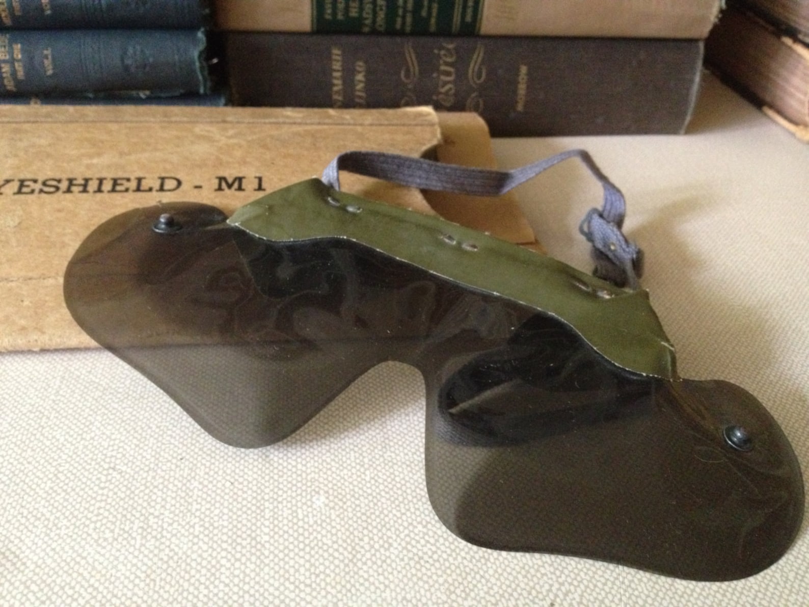 US Army WWII Tank Helmet Eye Shields Set of 3 in Original Case | Etsy