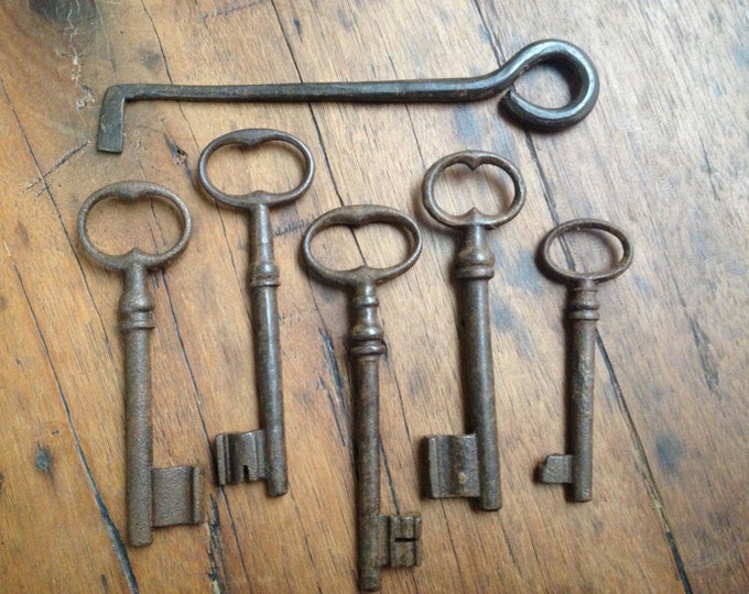 French Skeleton Chateau Keys Antique 18th Century Iron Castle Door ...