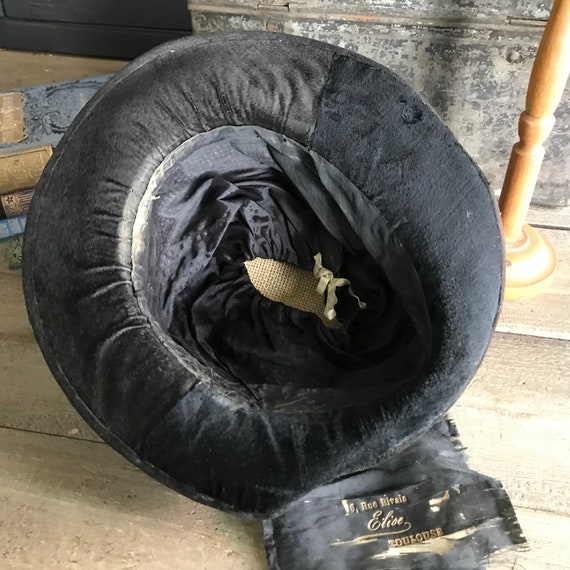 1930s French Black Velvet Hat, Moleskin, Floral Roset… - Gem