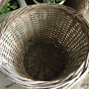 Rustic French Market Posy Basket, Handwoven Willow Basket, Flower ...