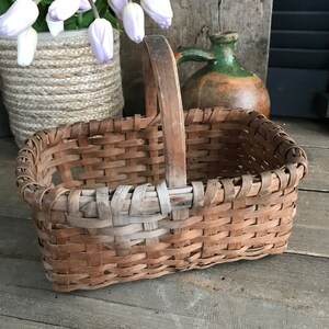 Rustic Willow Gathering Basket, Small Wicker Basket, Bent Wood Handle ...