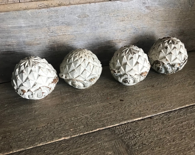 French Carved Wood Finials, White Gilt Paint Finish, Set of 4, Canopy ...