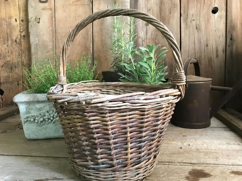 Rustic French Market Posy Basket Handwoven Willow Basket - Etsy