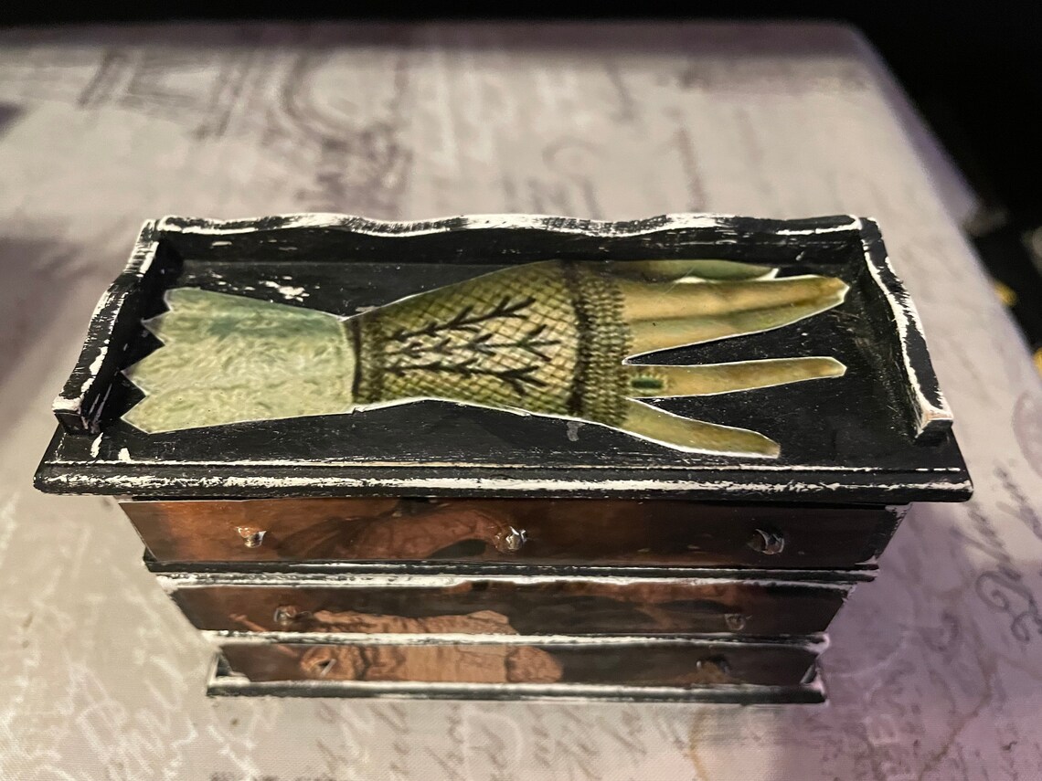 Miniature Haunted House Furniture, Pumpkin Kids, Scary Kids, Drawers ...