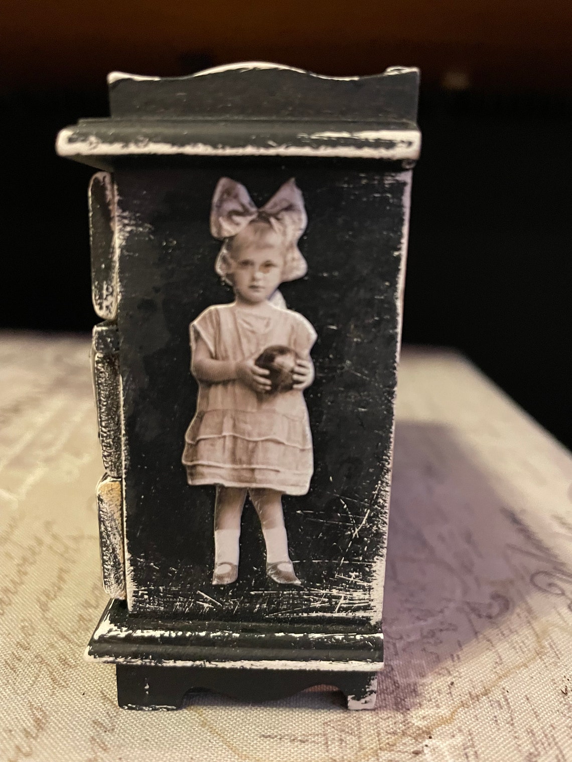Miniature Haunted House Furniture, Pumpkin Kids, Scary Kids, Drawers ...