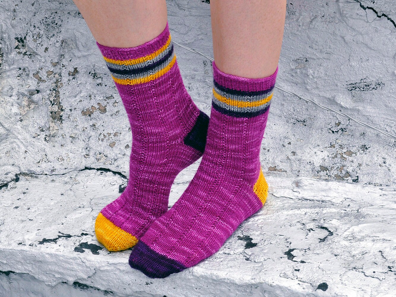Roller Girl Heart Knee Patch Over the Knee Socks With Stripes KNITTING ...