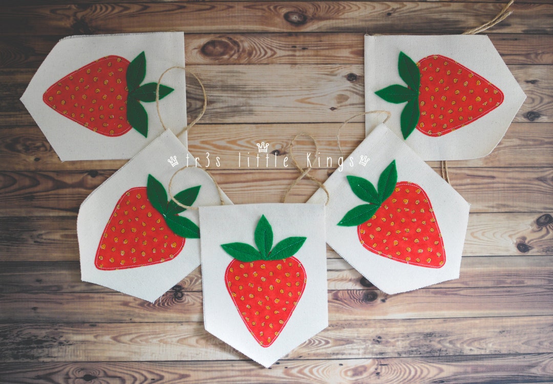 Strawberry Banner Strawberries Garland Pennant Summer Props Picnic Prop ...