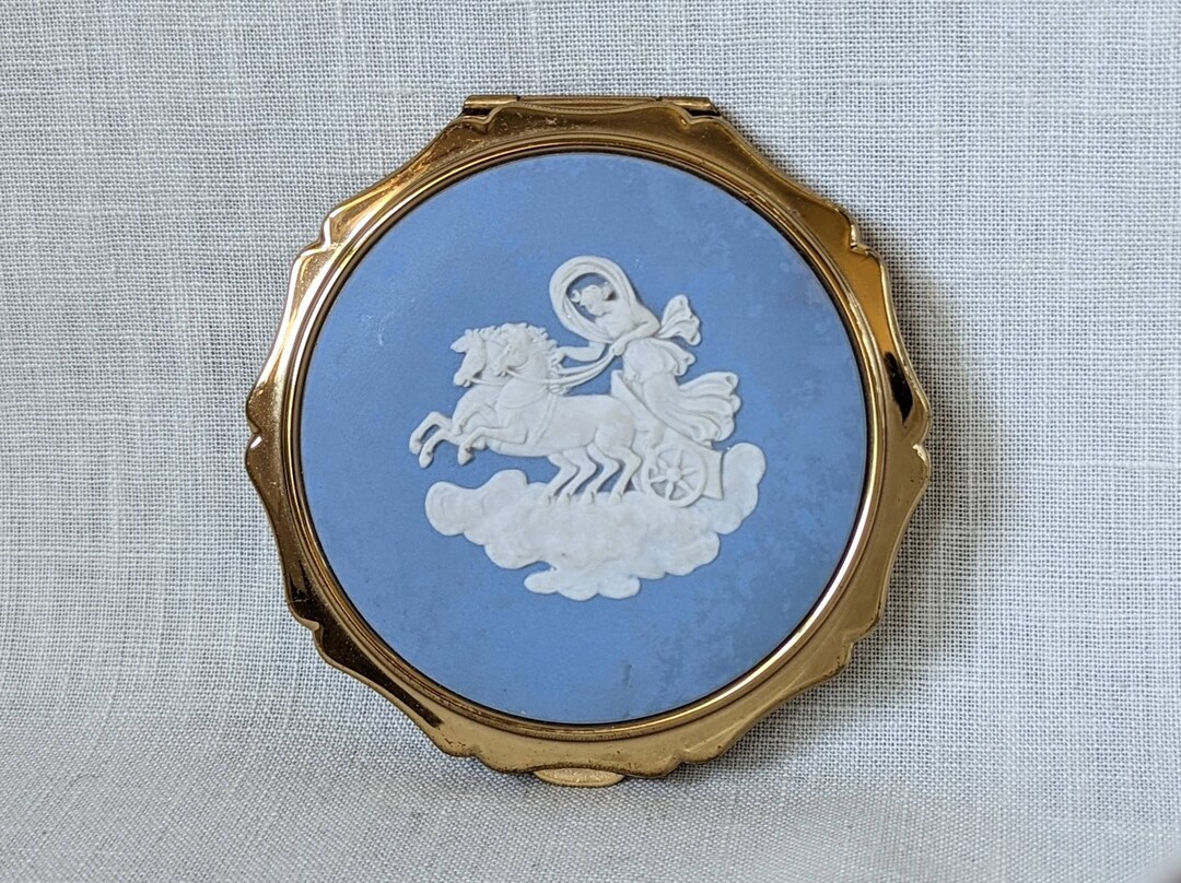 Vintage Stratton Compact With Blue Jasperware Wedgwood Top, Pressed ...