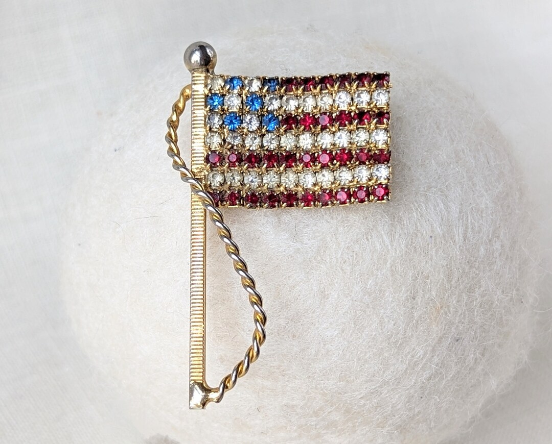Vintage American Flag Rhinestone Brooch Pin, Red White Blue Rhinestone ...