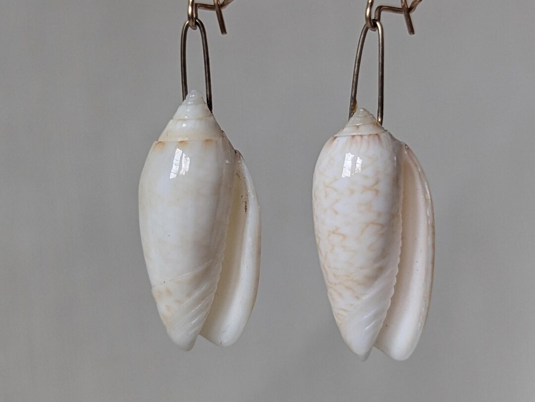 Vintage White Fiji Island Shells Dangle Earrings in Beach Boho Style - Etsy