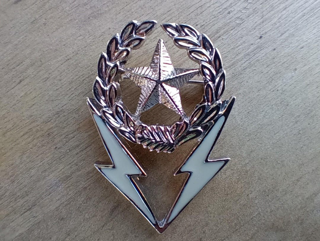 Military Pin USAF ROTC Star Wreath Lightning Bolts - Etsy