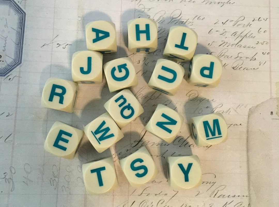 BOGGLE DICE / Vintage BOGGLE Letter Word Dice Game Pieces Wooden Cubes 16 Pcs. Great for Crafts ...