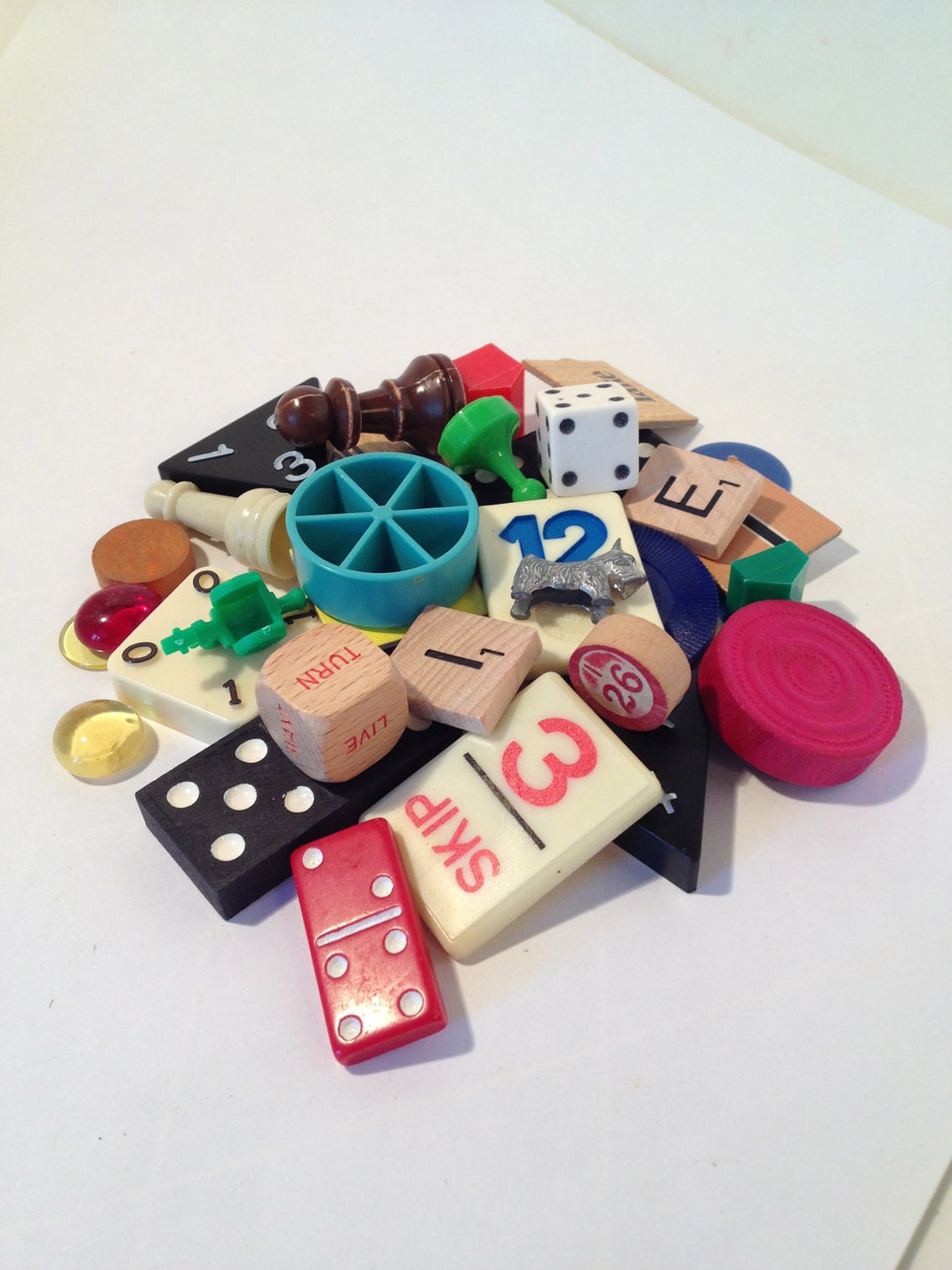 Game Pieces / 35 Plastic Game Pieces Assorted Mixed Great for - Etsy