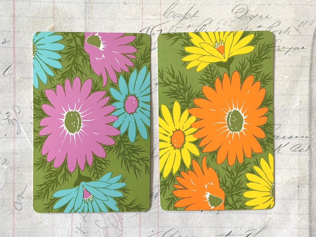 MOD Cards / 2 Vintage MOD Floral DAISY Playing Cards for Mixed Media ...