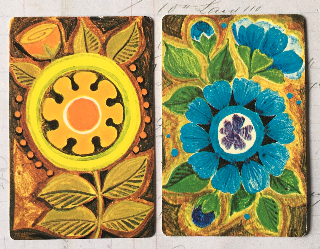 Retro Cards / 2 Vintage MOD Floral Cards / Retro Flowers Playing Cards ...