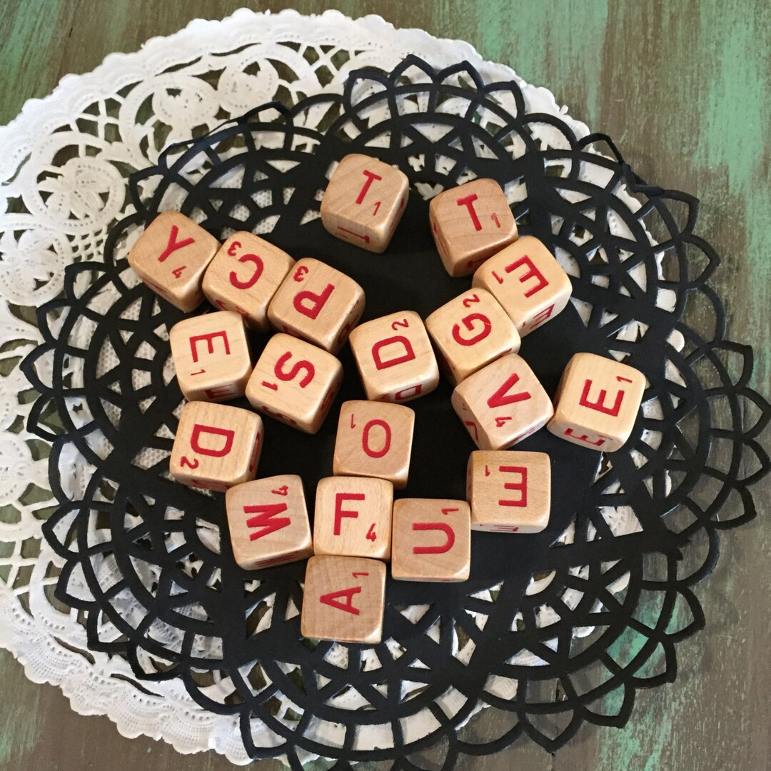SCRABBLE RSVP Cubes / 20 Vintage Scrabble Letter Cubes Wooden Game ...