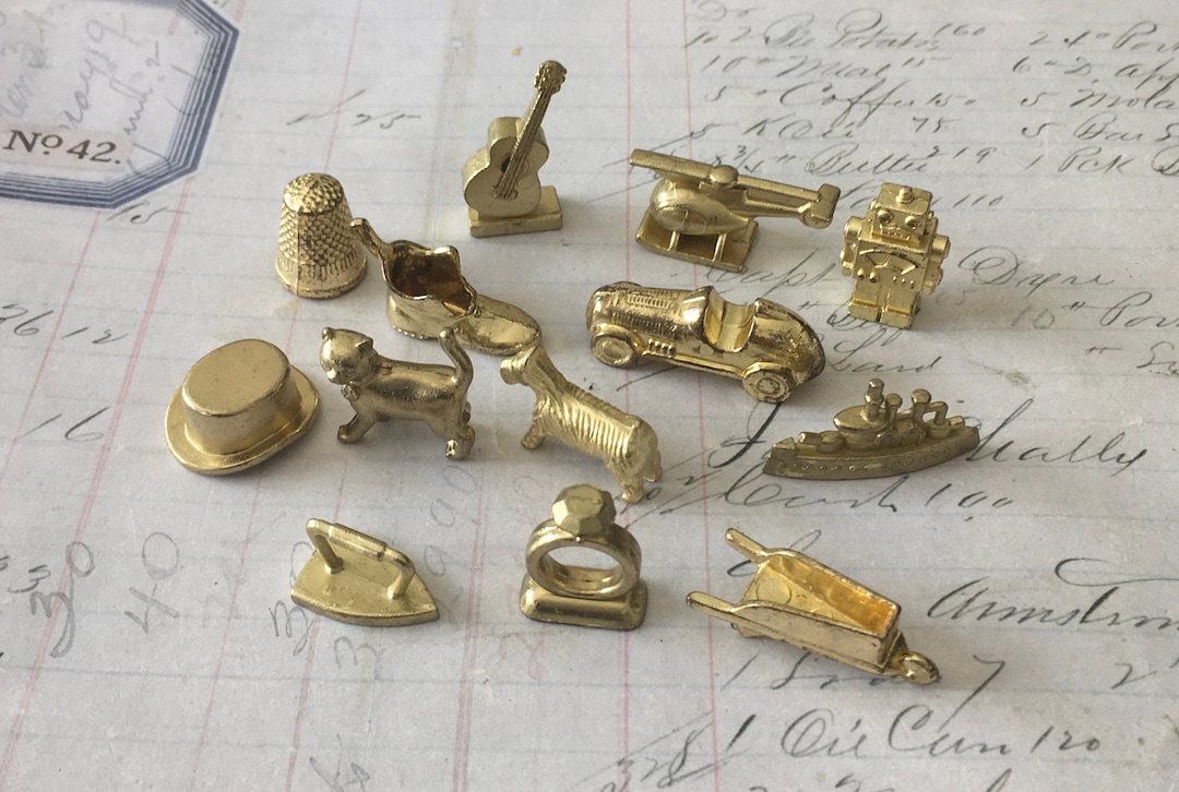 Monopoly Tokens / 13 Vintage Monopoly Gold Game Tokens2012 Target ...