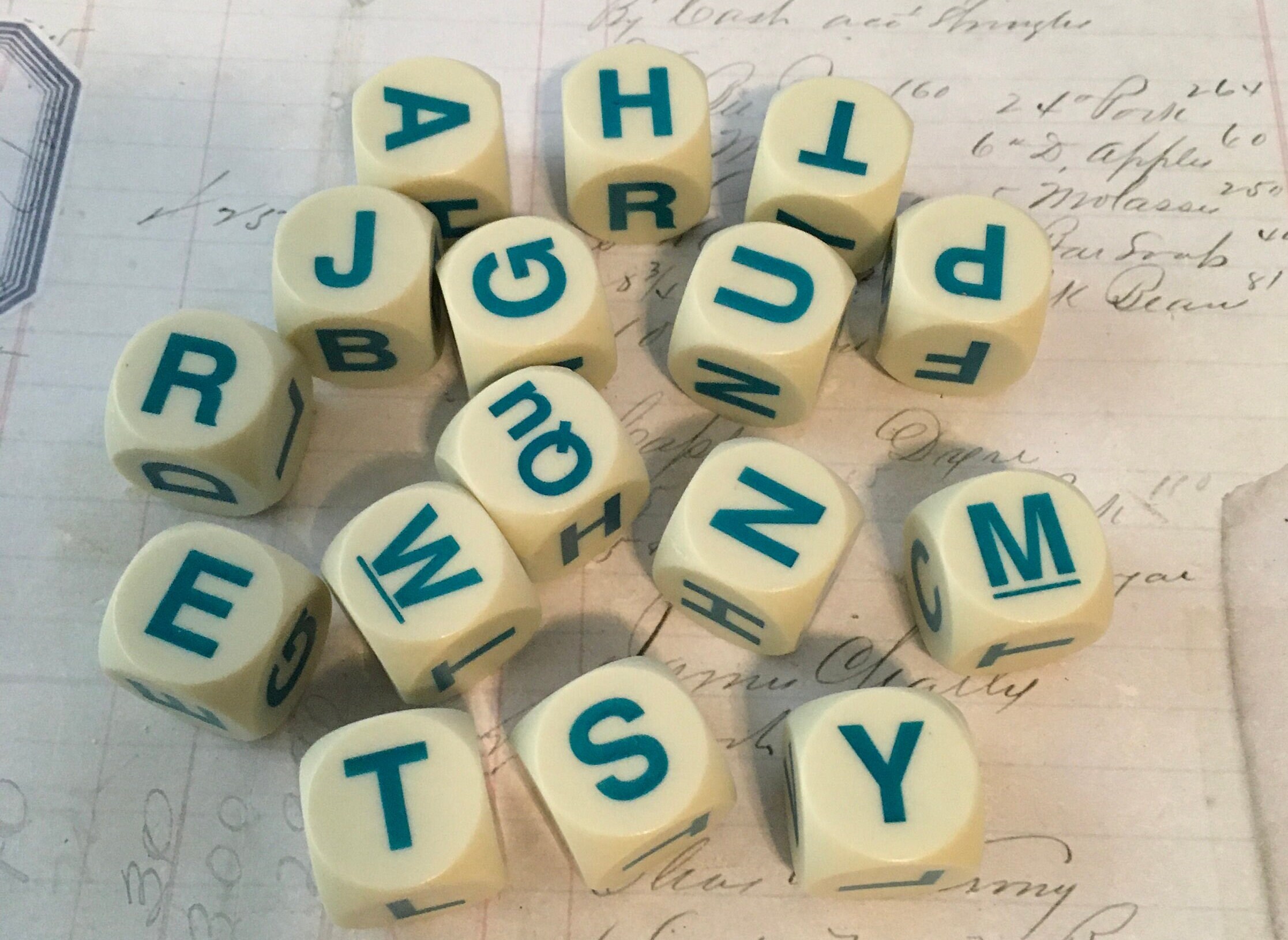 BOGGLE DICE / Vintage BOGGLE Letter Word Dice Game Pieces Wooden Cubes 16 Pcs. Great for Crafts ...