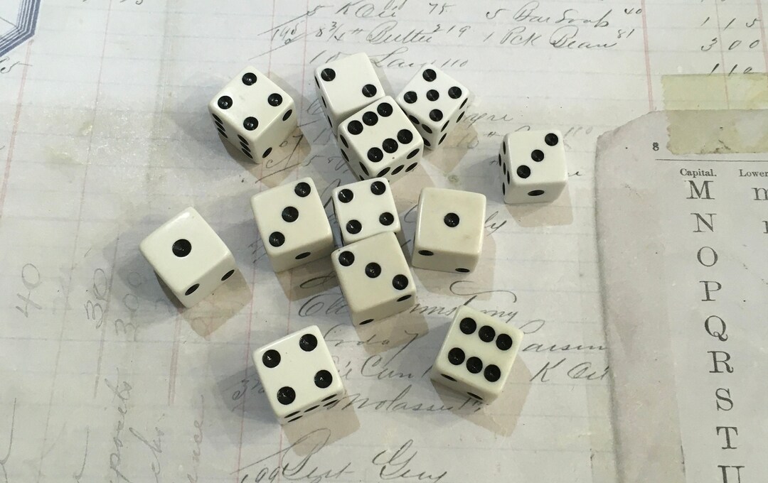 White Dice / 12 White Dice Lot Game Pieces -- Great for Crafts ...