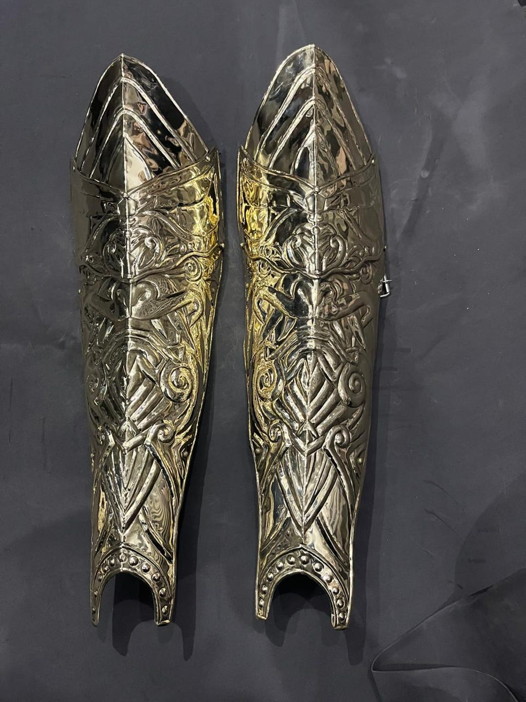 Handmade Embossed Mild Steel Greaves and Knee Armor Pair, Gothic Knight ...