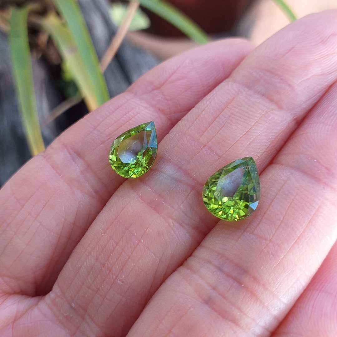 10x8 Mm Faceted Pear or Tear Drop Shape Cut Natural Gemstone Peridot 2. ...