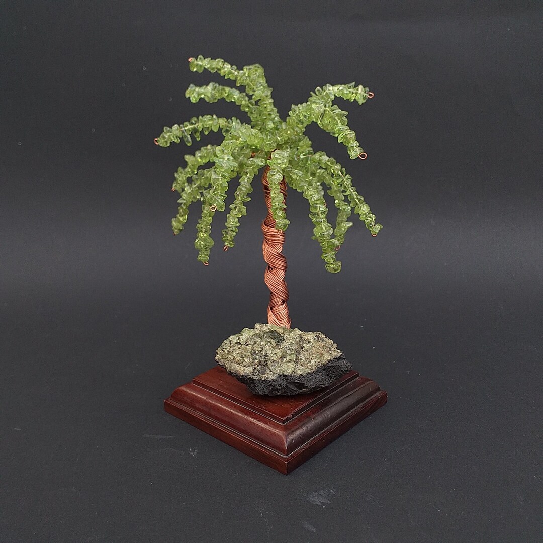 Peridot Gemstone Tree wire Sculpture Gemstone Canary Islands Palm Tree ...